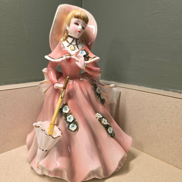 Unbranded | Accents | Ceramic Victorian Lady Figurine Planter 85 Pink ...